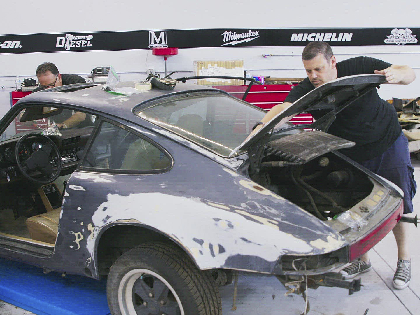 Prime Video: Geared Up - Season 1