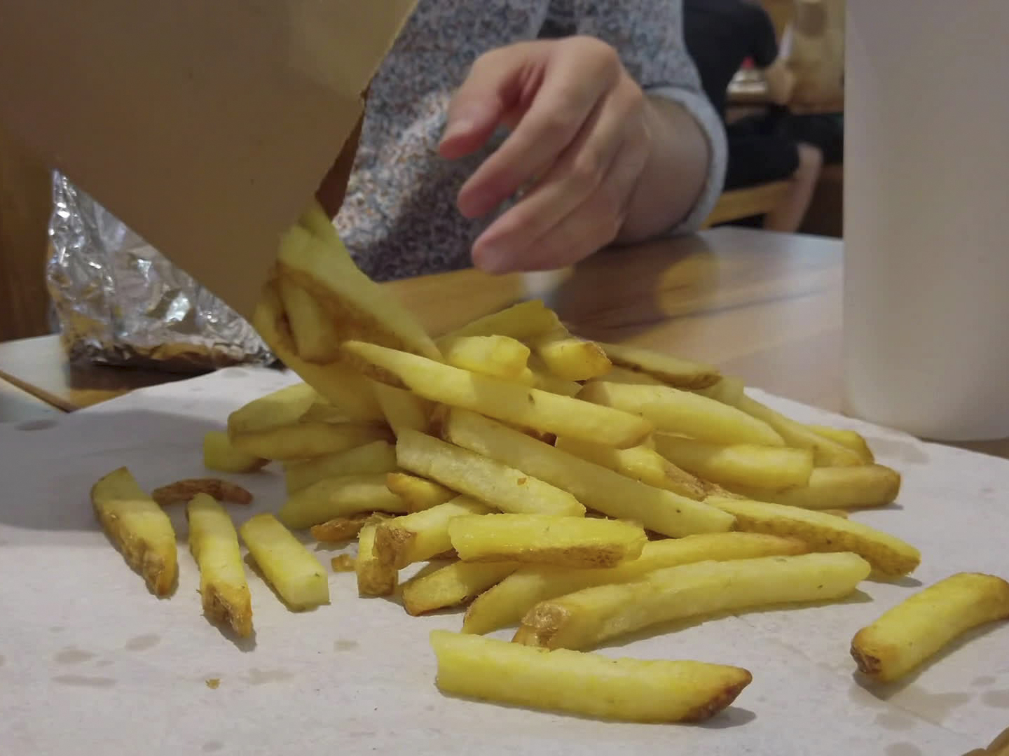 Prime Video: Adam Eats the 80s - Season 1