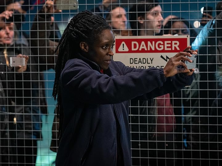 Amazon.com: Season 1 : Emma Thompson, Anne Reid, Rory Kinnear, Russell ...