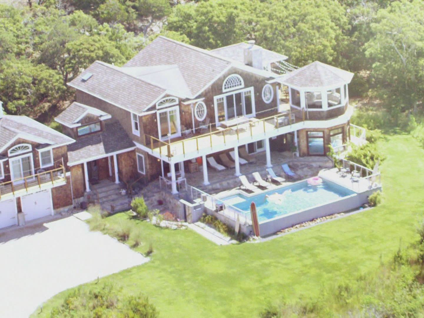 Prime Video: Summer House Season 1