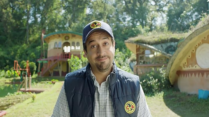 Amazon.com: Mirreyes vs godínez 2: El retiro : Daniel Tovar, Roberto ...