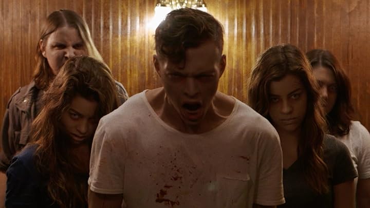 Amazon.com: Deadlocked : Taylor Tunes, Kyle English, William Poole ...