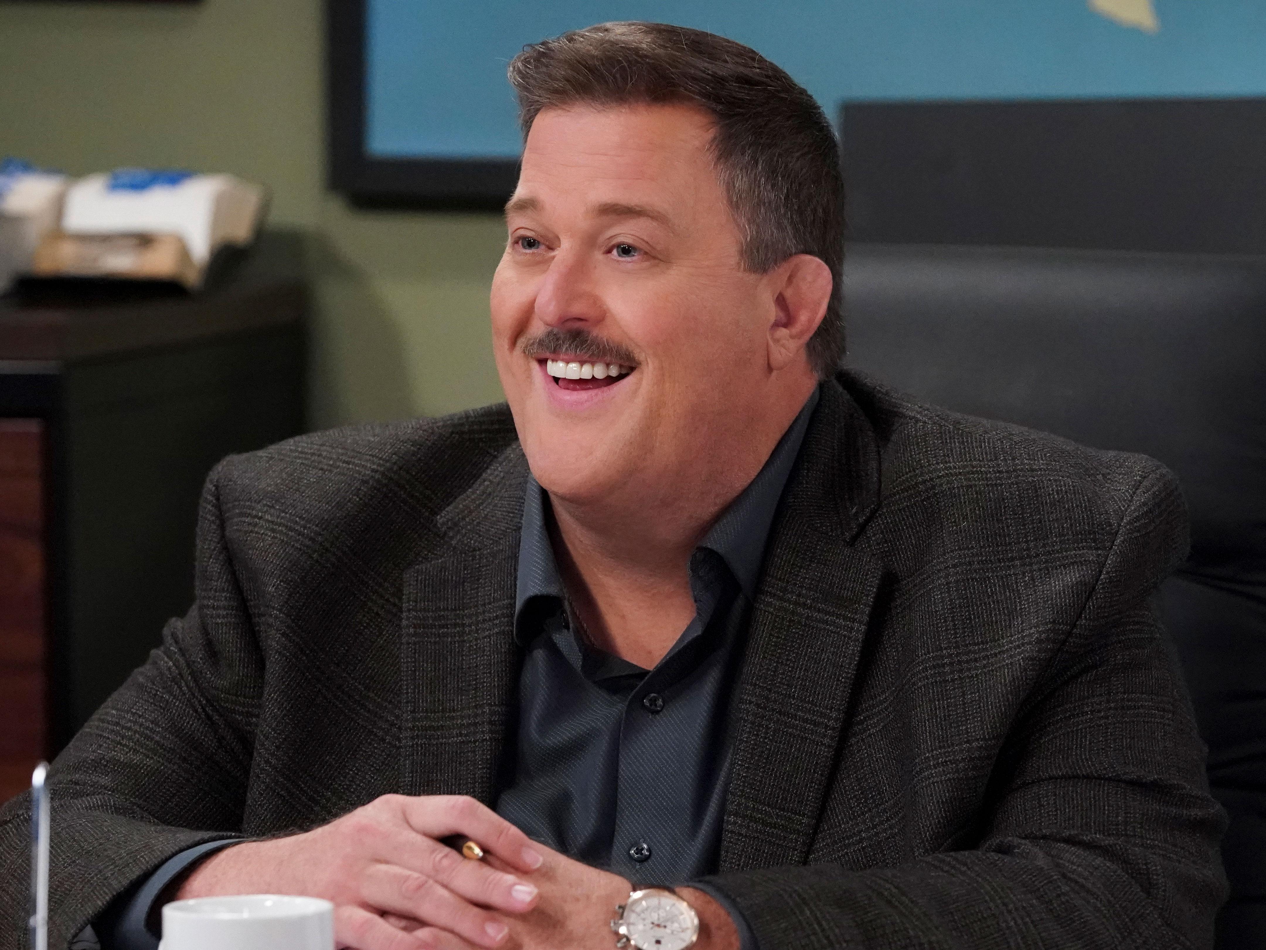 Prime Video: Bob Hearts Abishola - Season 1