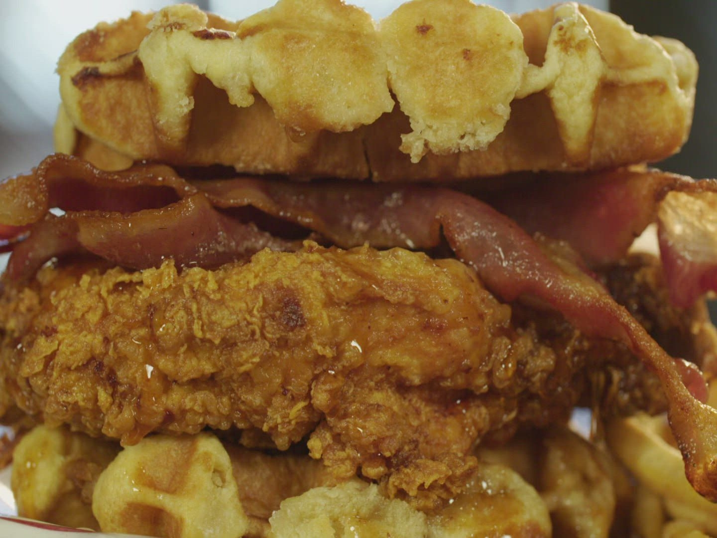 Prime Video: Man v. Food - Season 1