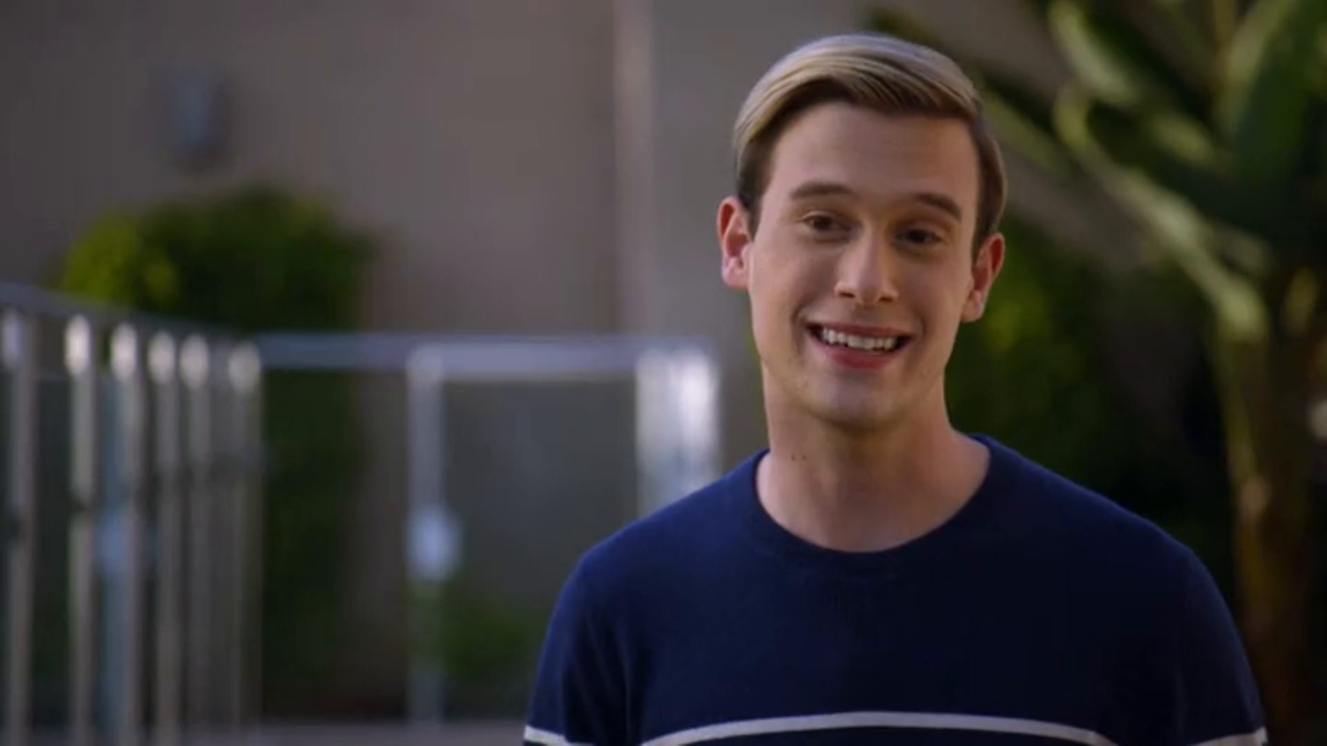 Watch Hollywood Medium With Tyler Henry Season 2 | Prime Video