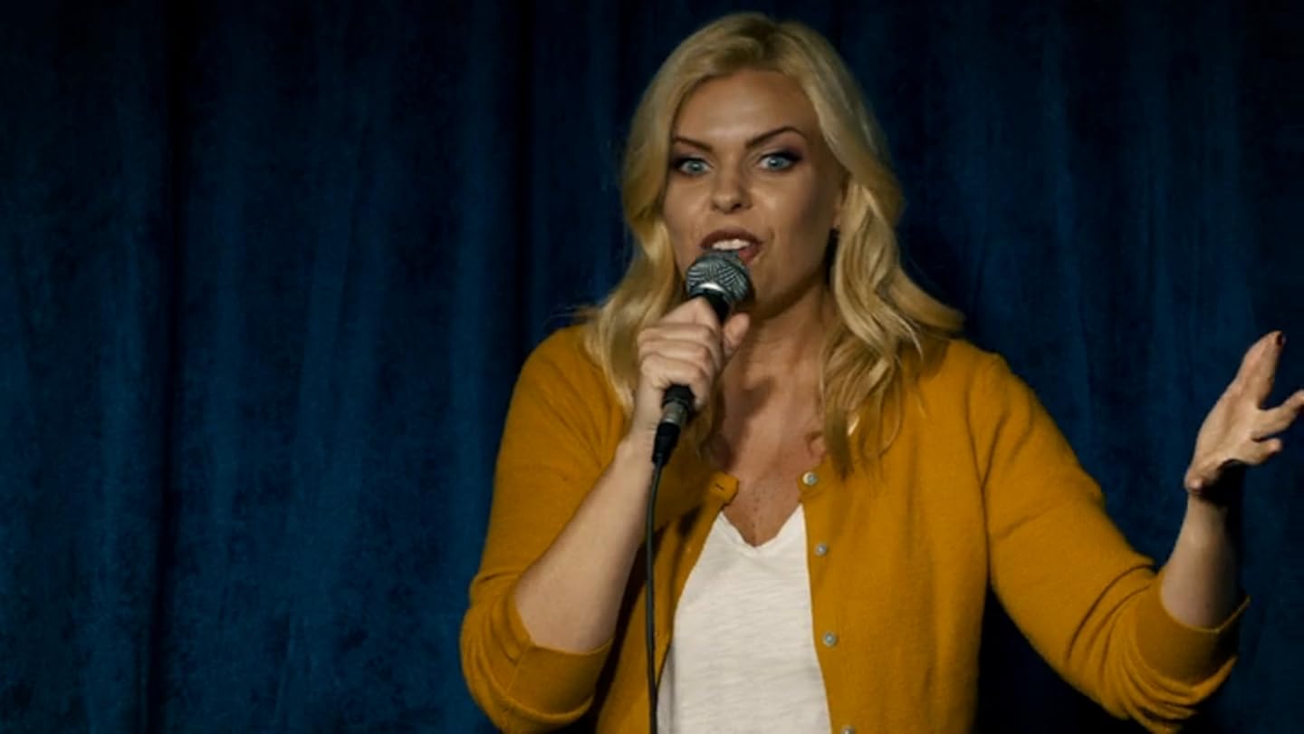 Prime Video: Nicole Burch: Never Been Kissed