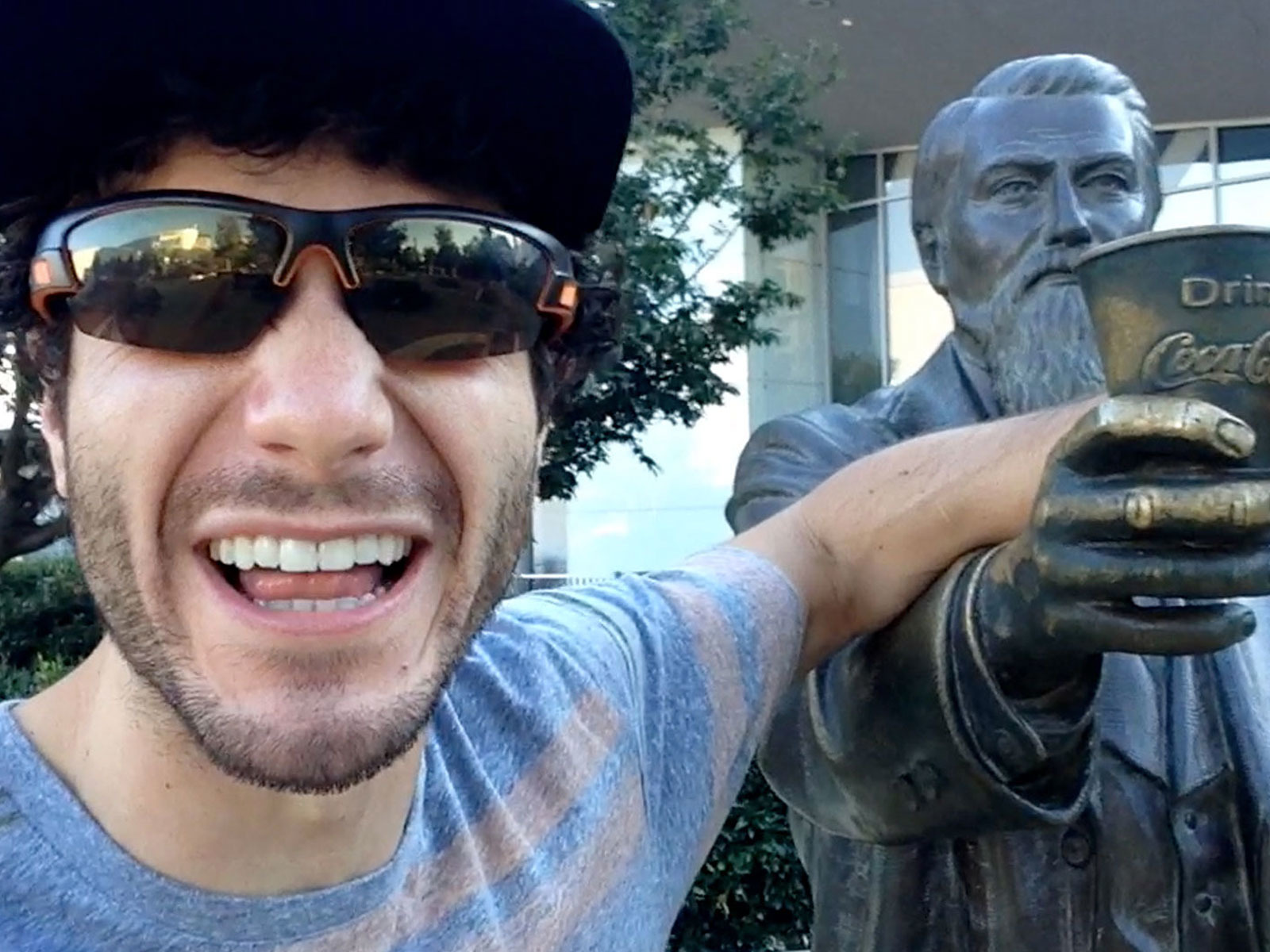 Prime Video: Ryan Does Places