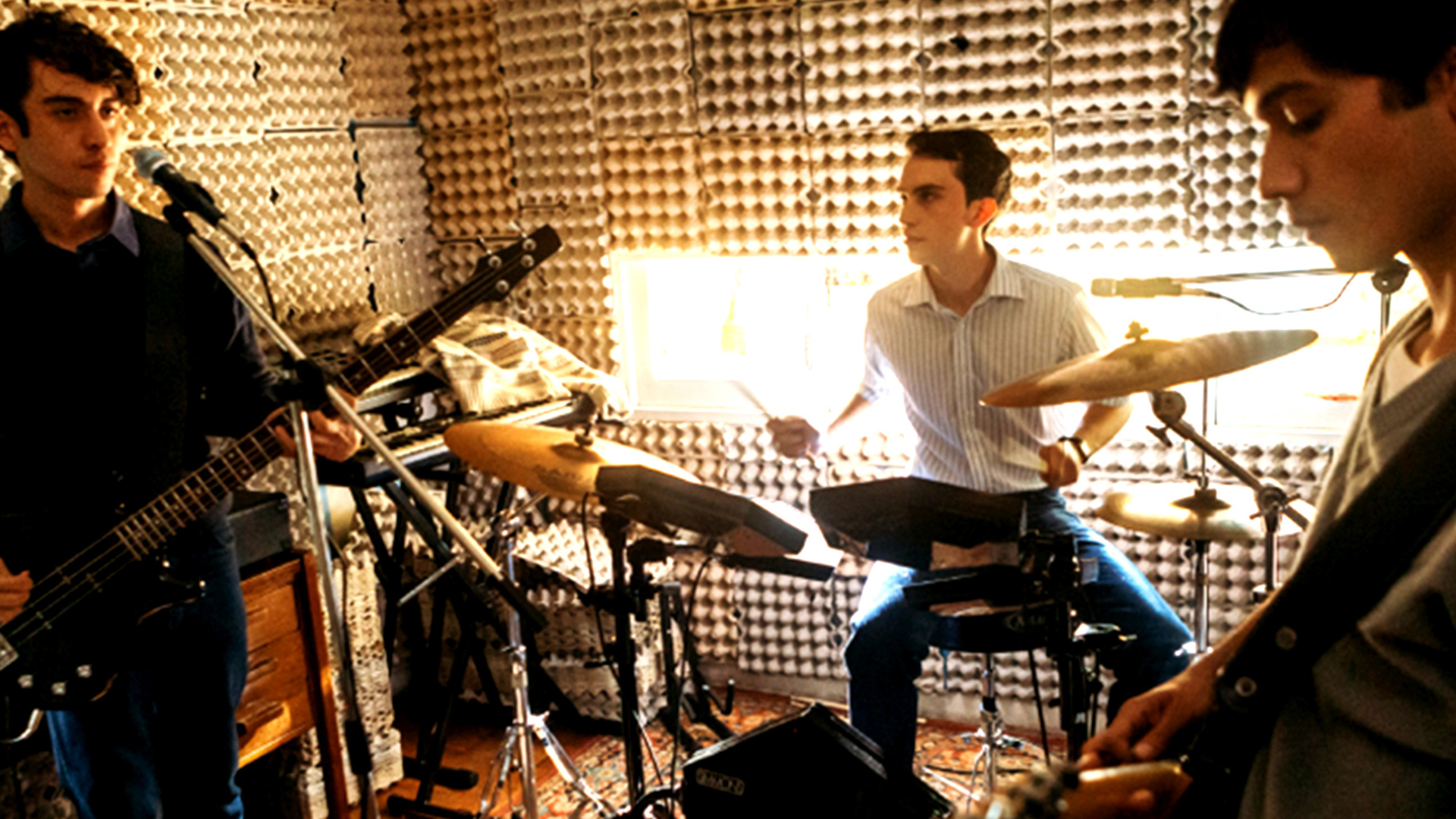 Prime Video: Los Prisioneros season-1