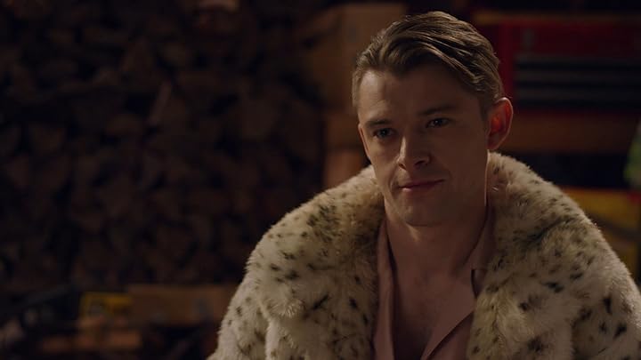 Amazon.com: Red Snow : Dennice Cisneros, Nico Bellamy, Vernon Wells ...