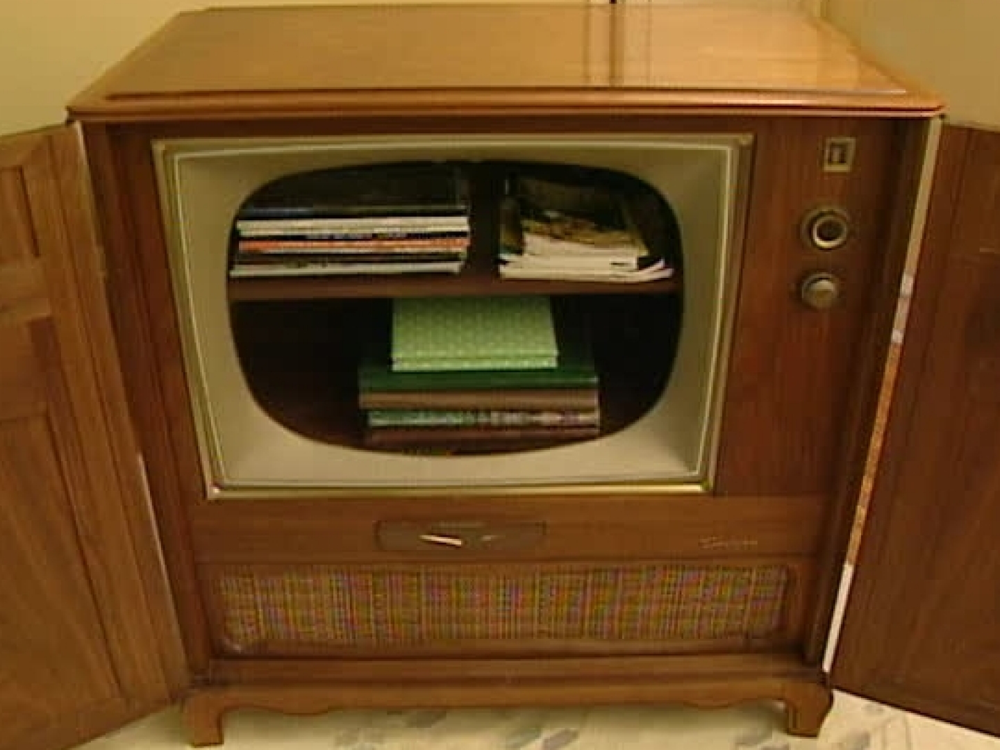 Prime Video: Decorating Cents - Season 2