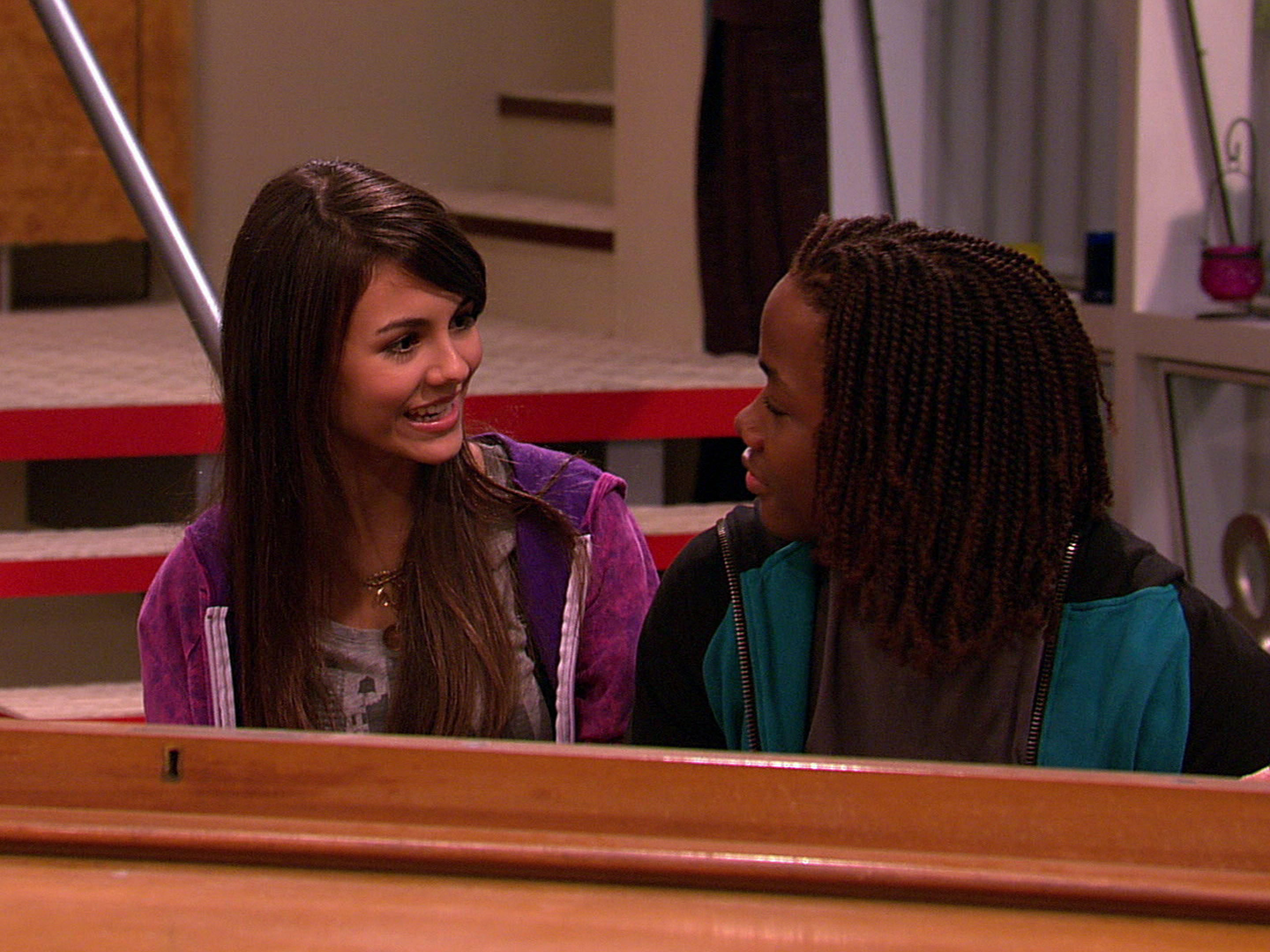 Prime Video: Victorious Season 1