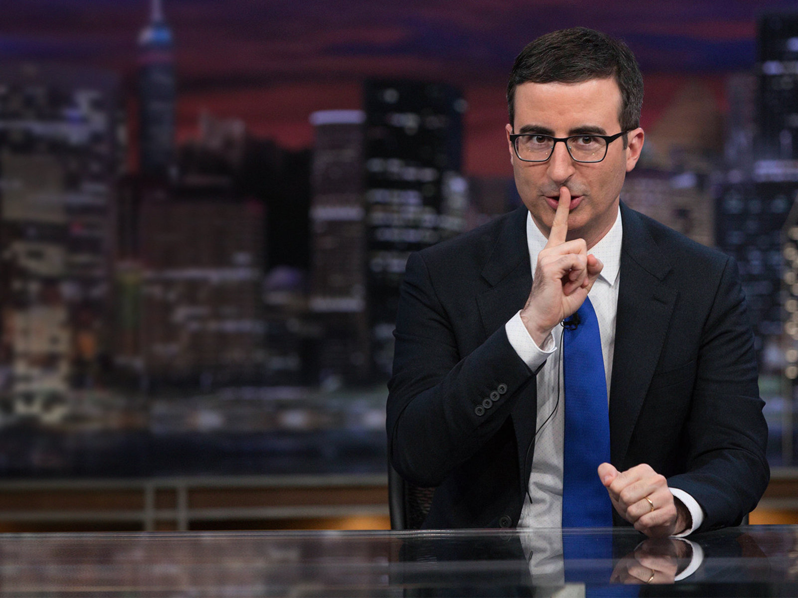 Prime Video: Last Week Tonight With John Oliver-Season 1