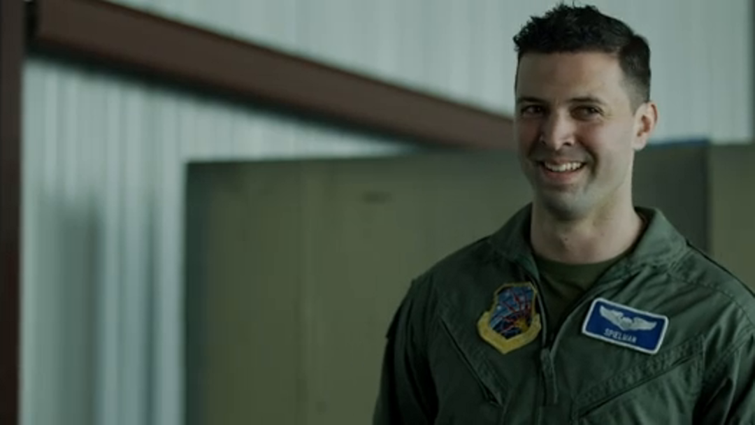 Prime Video: Top Gunner