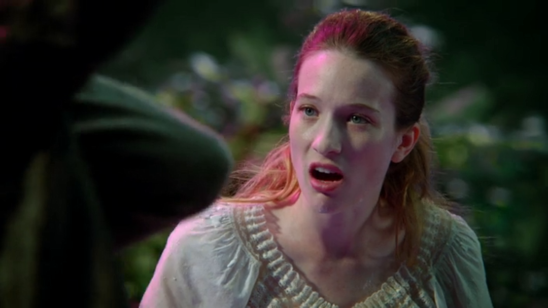 Once Upon A Time In Wonderland Alice And Cyrus