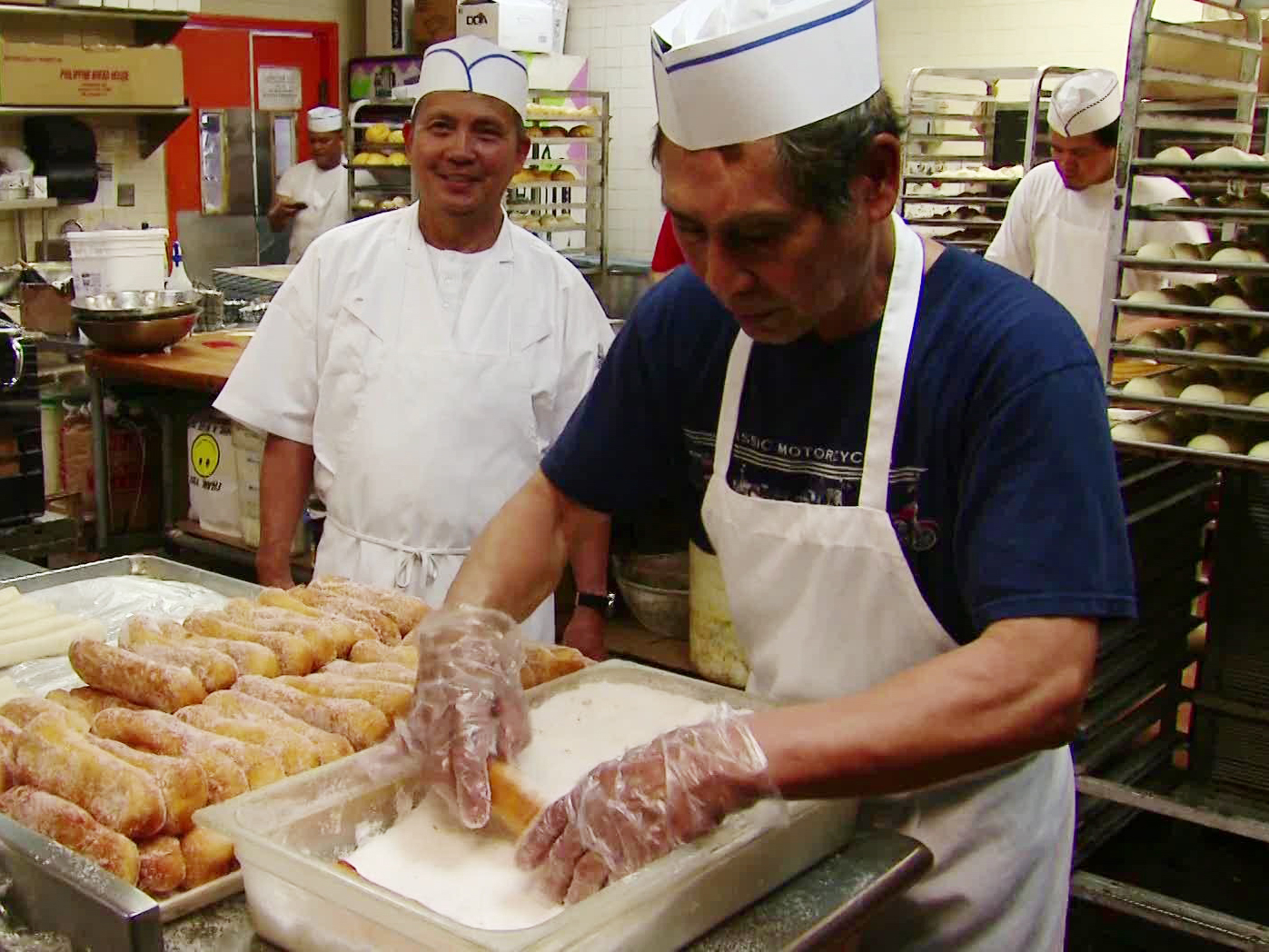 Prime Video: Bizarre Foods America - Season 3