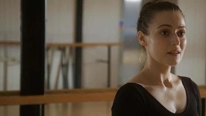 Amazon.com: A Killer Next Door : William Meredith, Harriet Rees ...