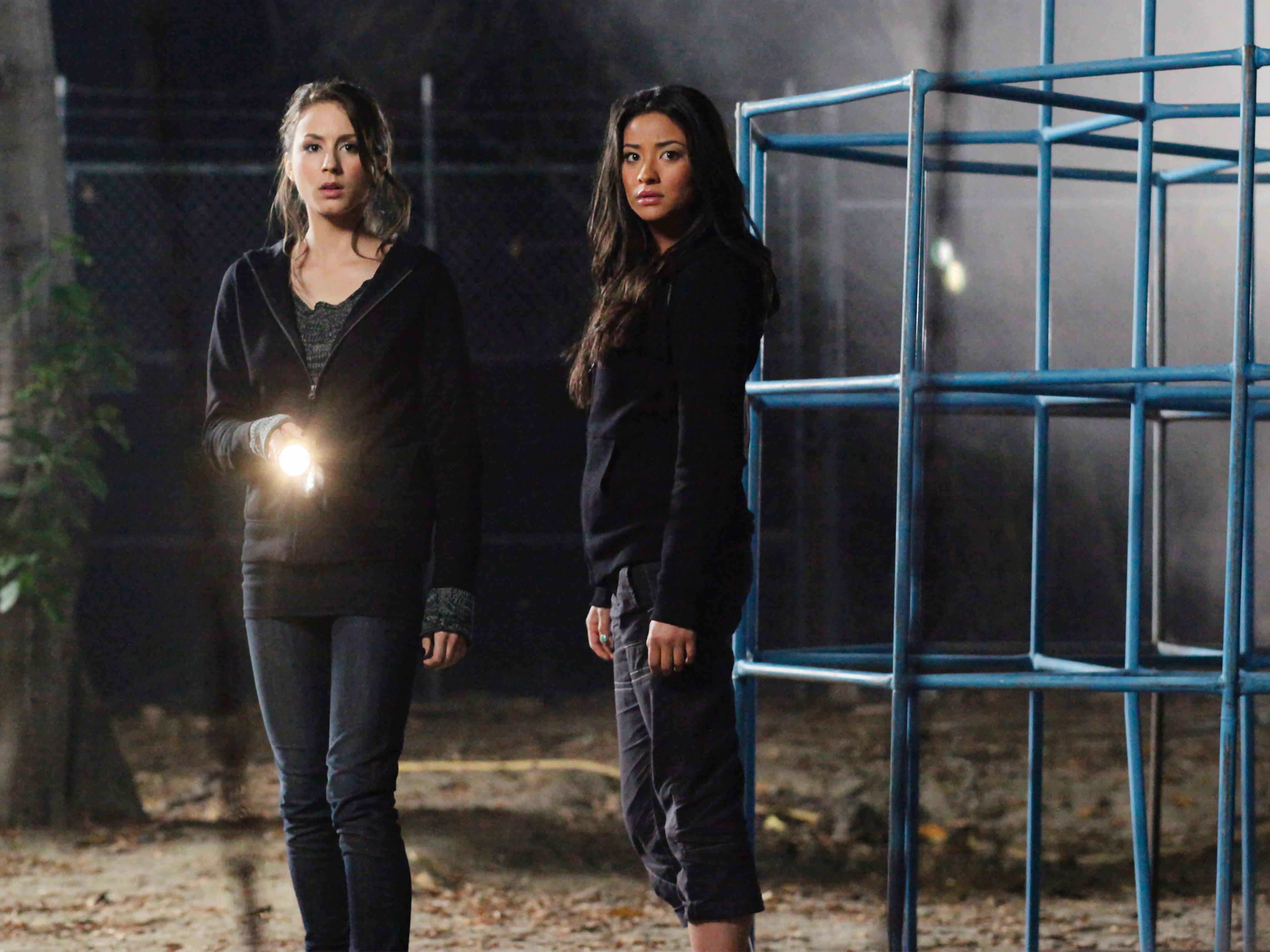 Prime Video: Pretty Little Liars - Season 1