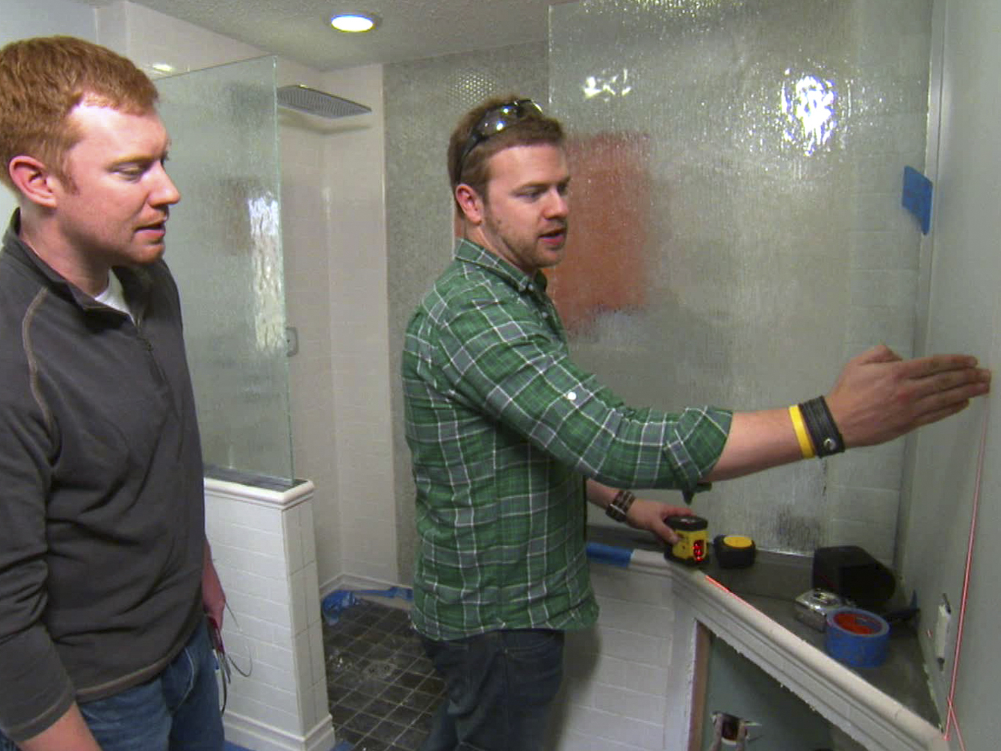 Prime Video: Bath Crashers - Season 3