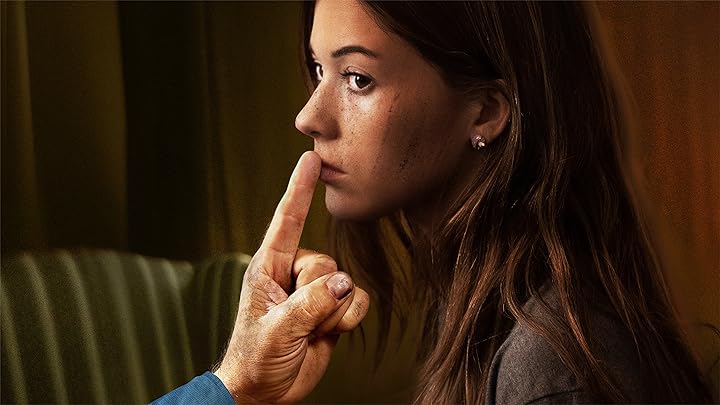 Prime Video: Girl Who Escaped: The Kara Robinson Story