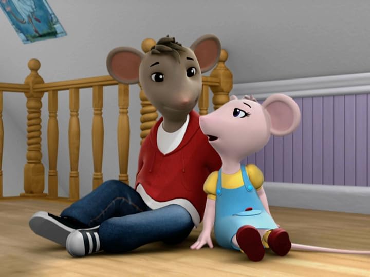 Amazon.com: Angelina Ballerina: Los Siguientes Pasos : Charlotte ...
