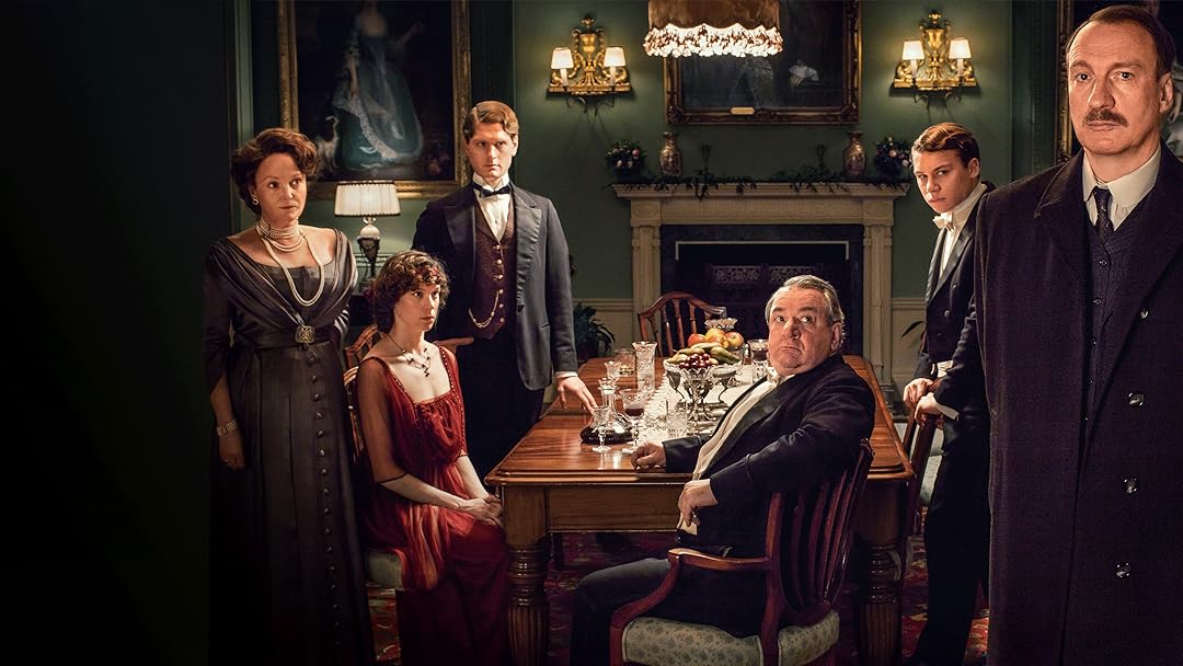 Amazon.com: An Inspector Calls : Chloe Pirrie, David Thewlis, Finn Cole ...