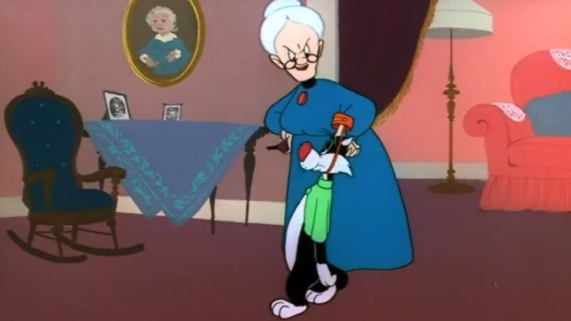 Tweety Bird And Sylvester Fighting
