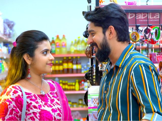 Prime Video: Thumbapoo Season 1