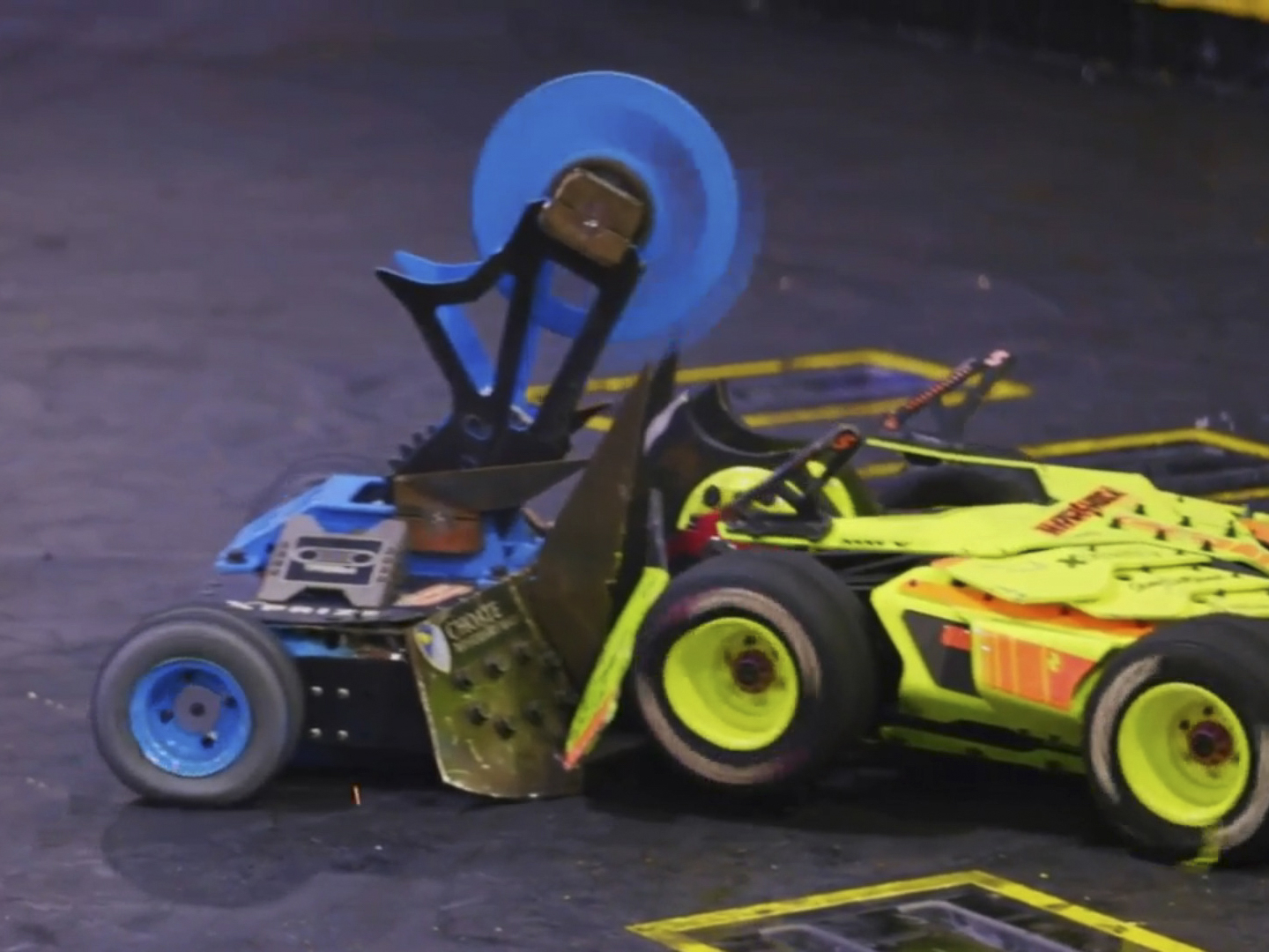 Prime Video: Battlebots: Bounty Hunters - Season 1