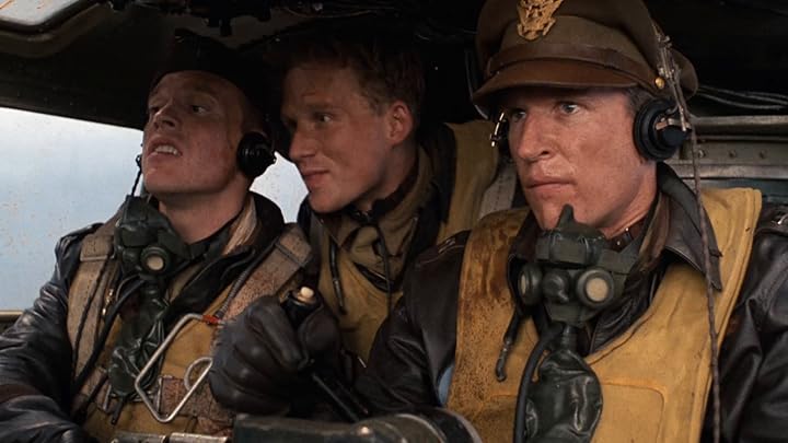 Amazon.com: Memphis Belle : Matthew Modine, Eric Stoltz, Sean Astin ...