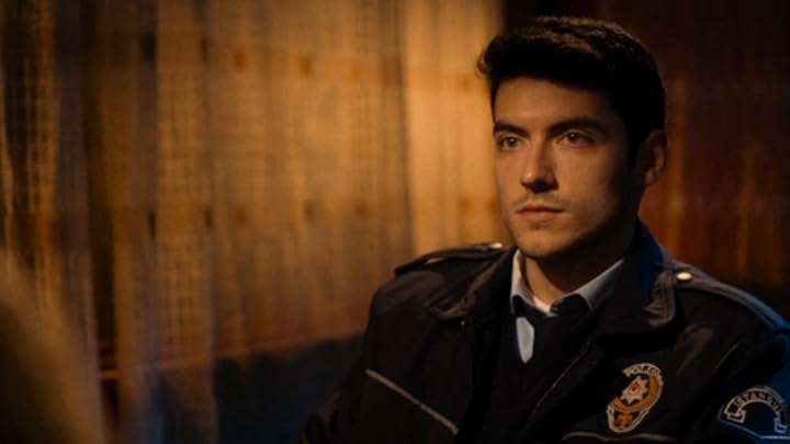 Baskin : Mehmet Cerrahoglu, Gorkem Kasal, Ergun Kuyucu, Can Evrenol ...