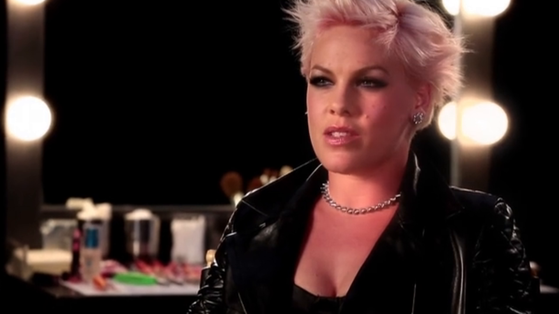Prime Video: Pink: Staying True