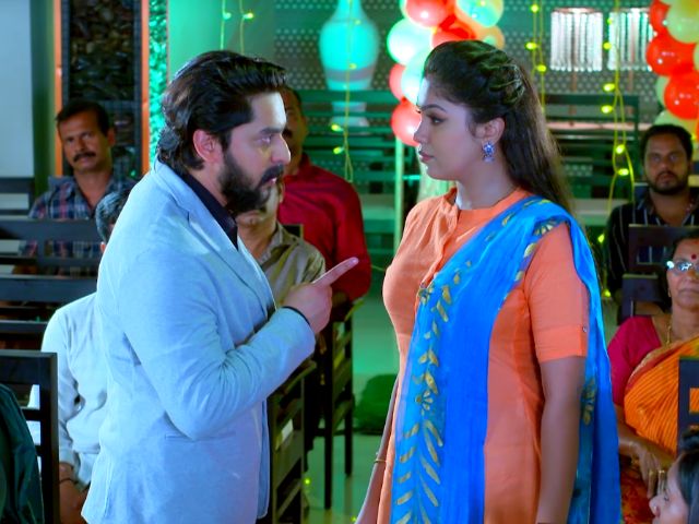 Prime Video: Thumbapoo Season 4