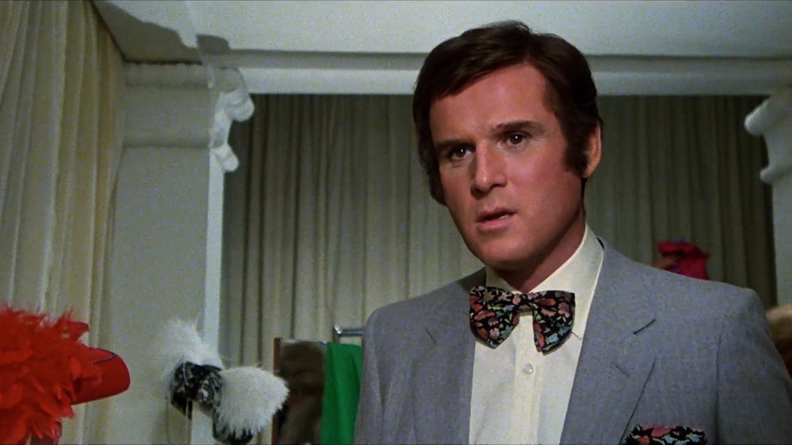 Amazon.com: The Great Muppet Caper : Charles Grodin, Diana Rigg, Cameo ...