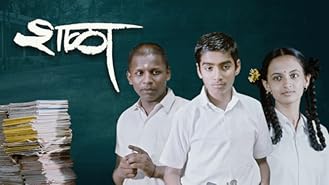 Amruta Khanvilkar In Shala