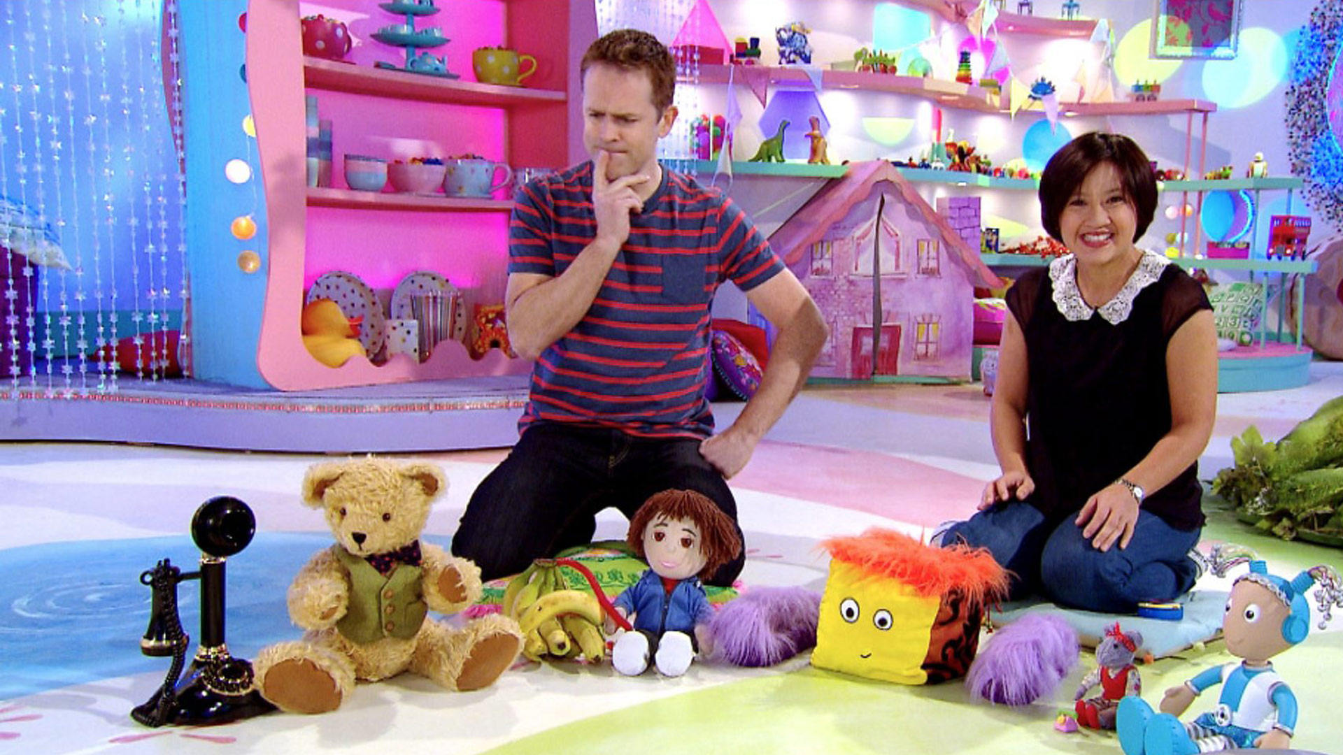 Prime Video: Show Me Show Me - Season 4