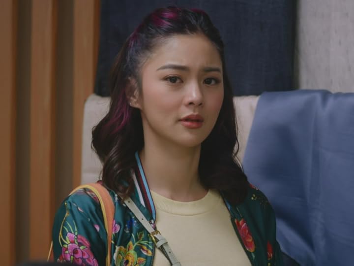 Prime Video: Fit Check: Confessions of an Ukay Queen Season 1