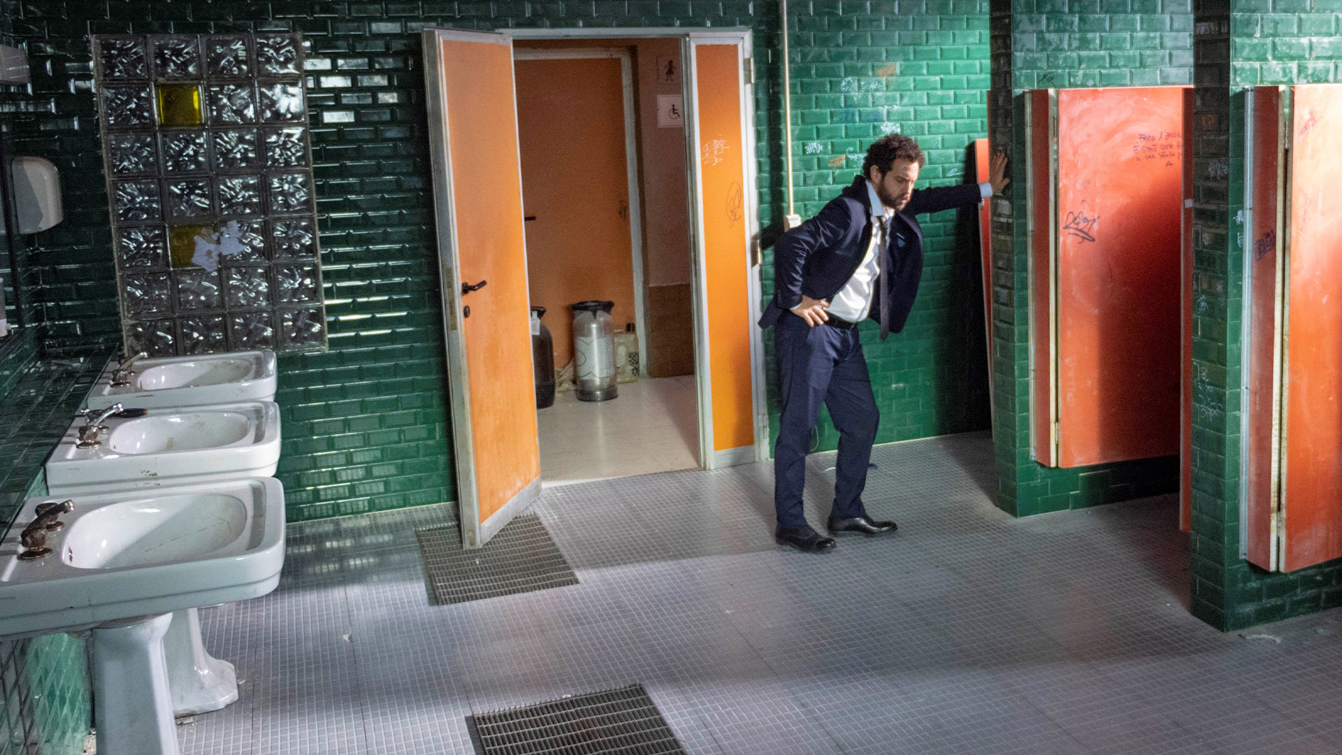 Prime Video: Toilet