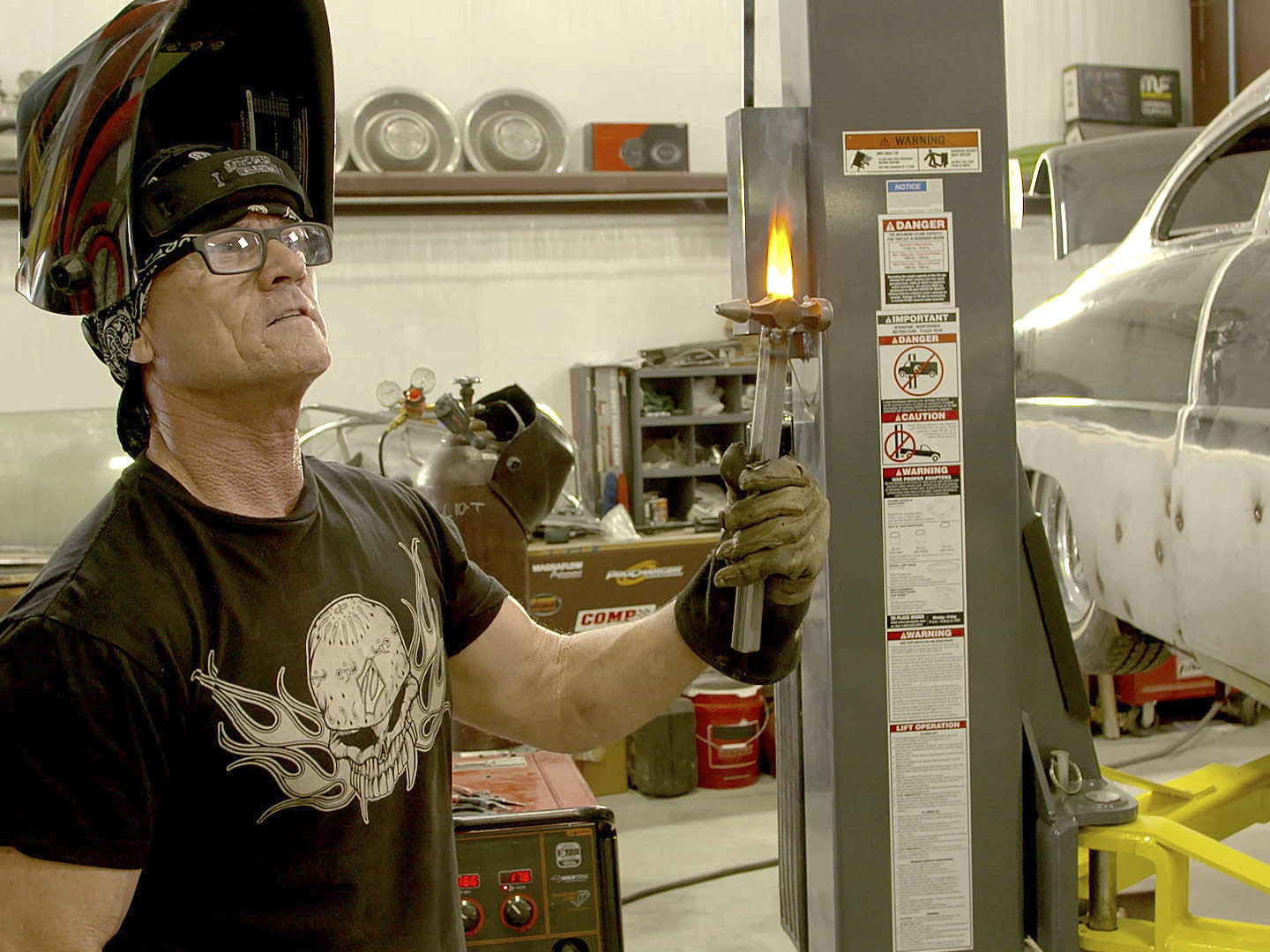 Prime Video: Iron Resurrection Extra - Season 1