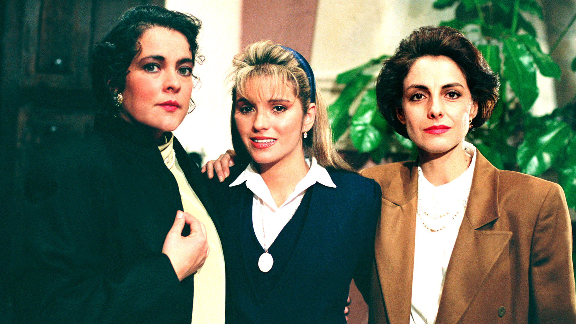 Amazon.com: Cadenas de Amargura season-1 : Daniela Castro, Diana Bracho ...