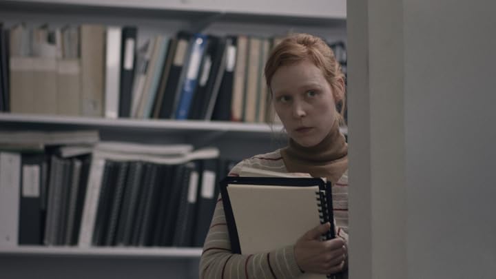 Amazon.com: sometimes, i think about dying : Katy Wright-Mead, Jim Sarbh, Stefanie Abel Horowitz ...