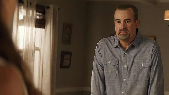 Amazon.com: Overcomer : Alex Kendrick, Shari Rigby, Priscilla Shirer ...