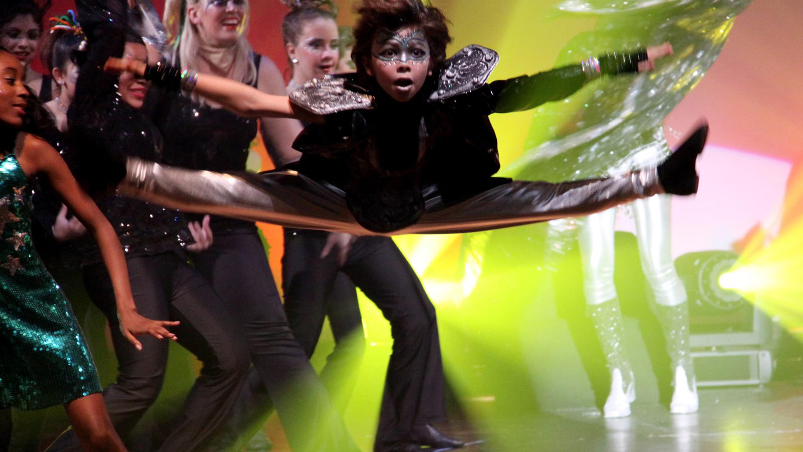 Amazon.com: Standing Ovation : Al Sapienza, Kayla Jackson, Alanna ...