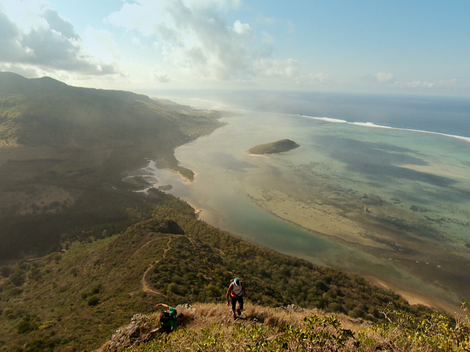 Prime Video: The Travel Bug