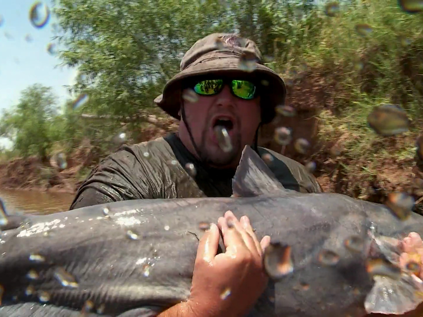 Prime Video: Hillbilly Handfishin' - Season 2