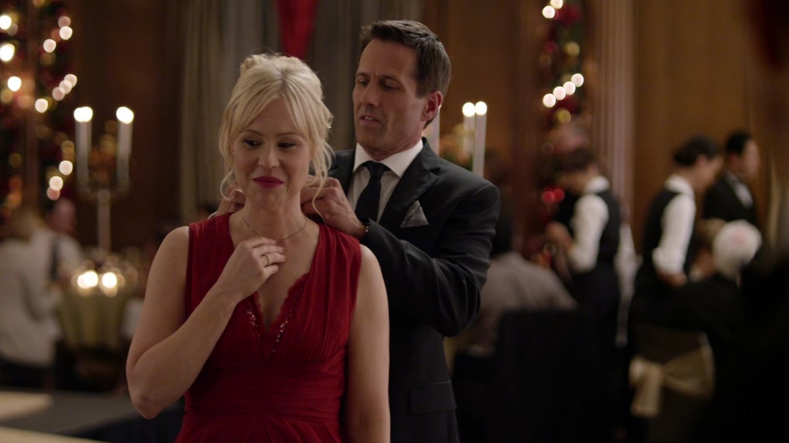 Amazon.com: Signed, Sealed, Delivered for Christmas : Eric Mabius ...