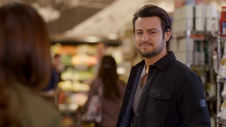 Amazon.com: Flip That Romance : Julie Gonzalo, Tyler Hynes, Jill ...