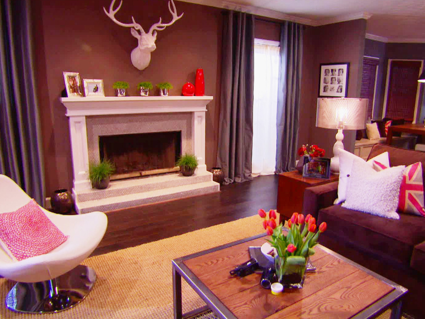 Prime Video: Mega Dens - Season 1