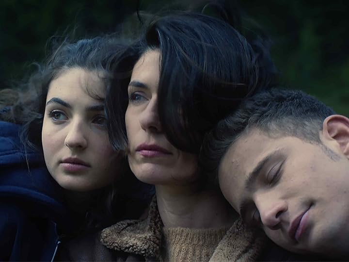 Amazon.com: Off Grid, Season 1 : Claudio Gioe, Anna Valle, Giorgio ...