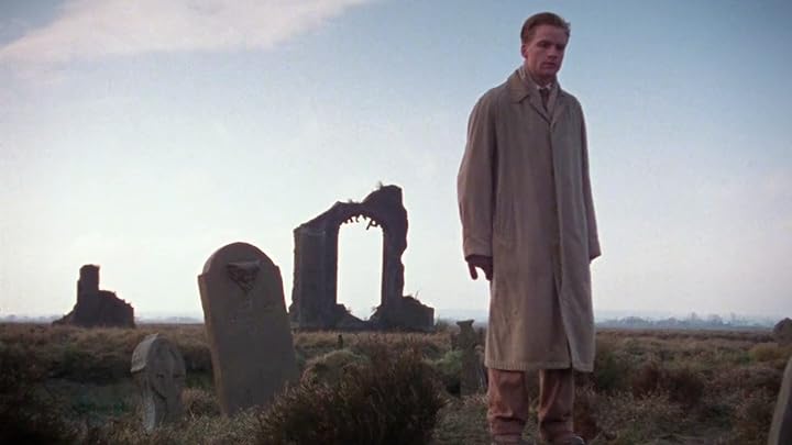 Amazon.com: The Woman In Black : Adrian Rawlins, Bernard Hepton, David ...