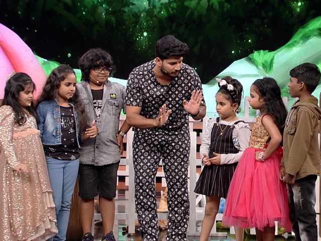 Prime Video: Super Fun Kudumbam Season 1